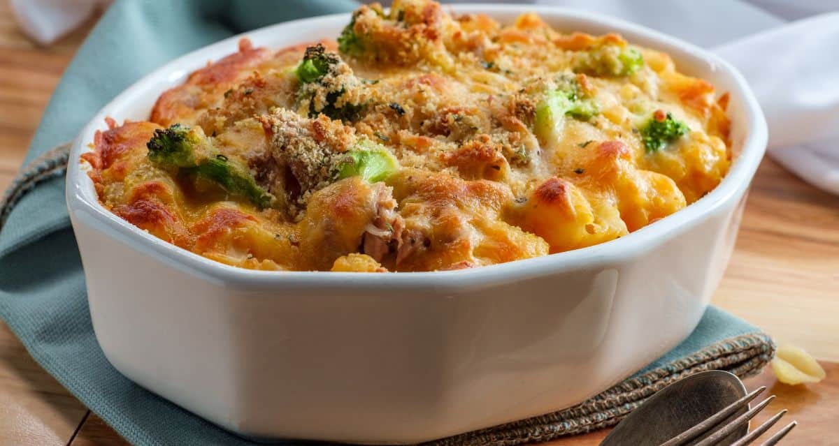 Team Dinners: 25+ Easy Ideas for What to Make for Your Team